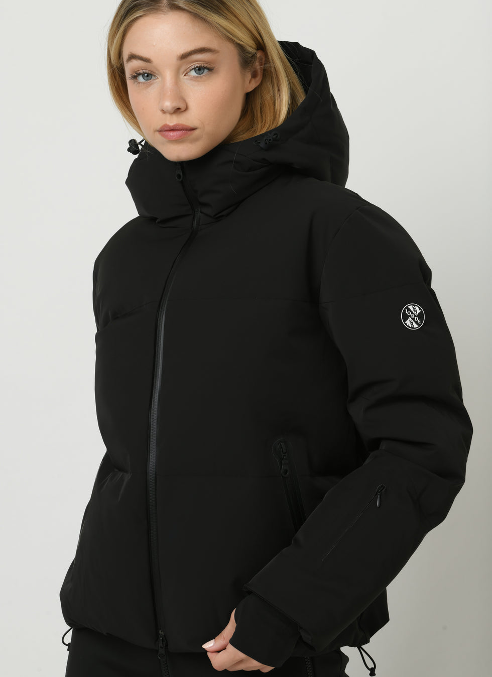 Poppy Ski Jacket in Black – JORDE